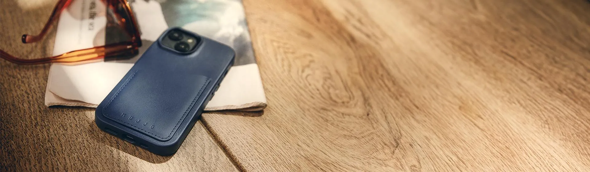 Mujjo iPhone 17 Pro MagSafe Wallet Leather Case with Velore Leather and ...